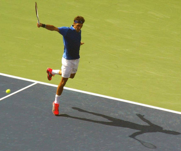 The use of technology to improve tennis games. – Wearables