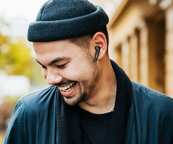 Wireless Earbuds – Wearables